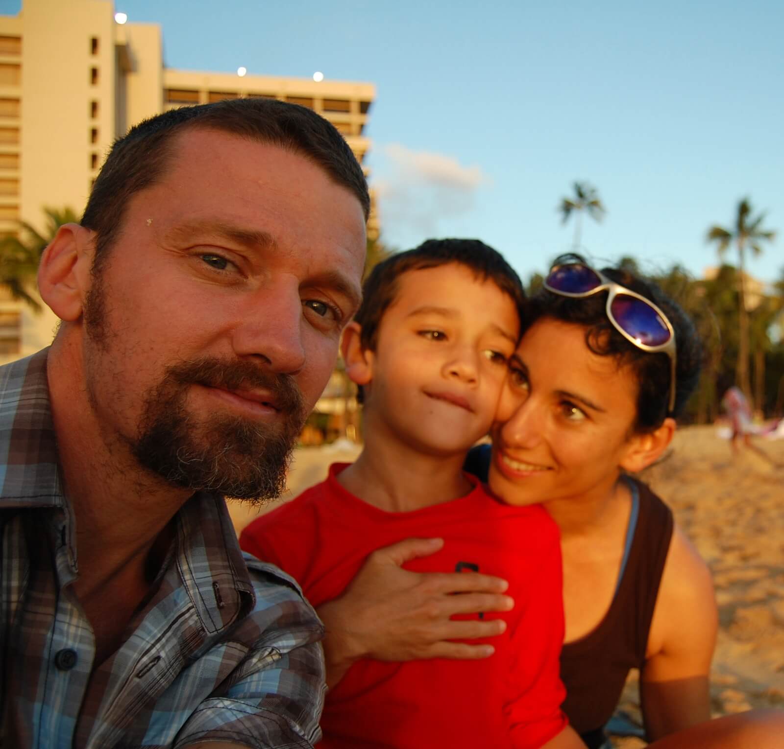 10 Inspirational Stories of People Who Retired Before 40 - SuperMoney