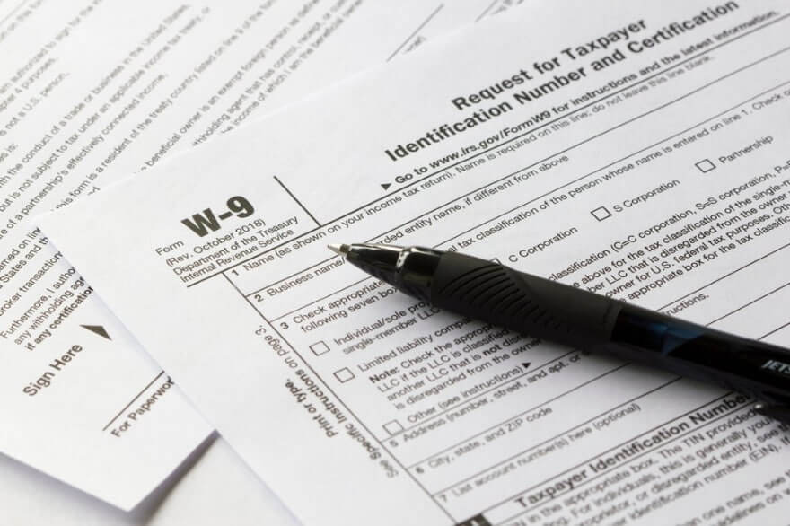 Your Complete W-9 Form Handbook: Filing Requirements and Tips - SuperMoney